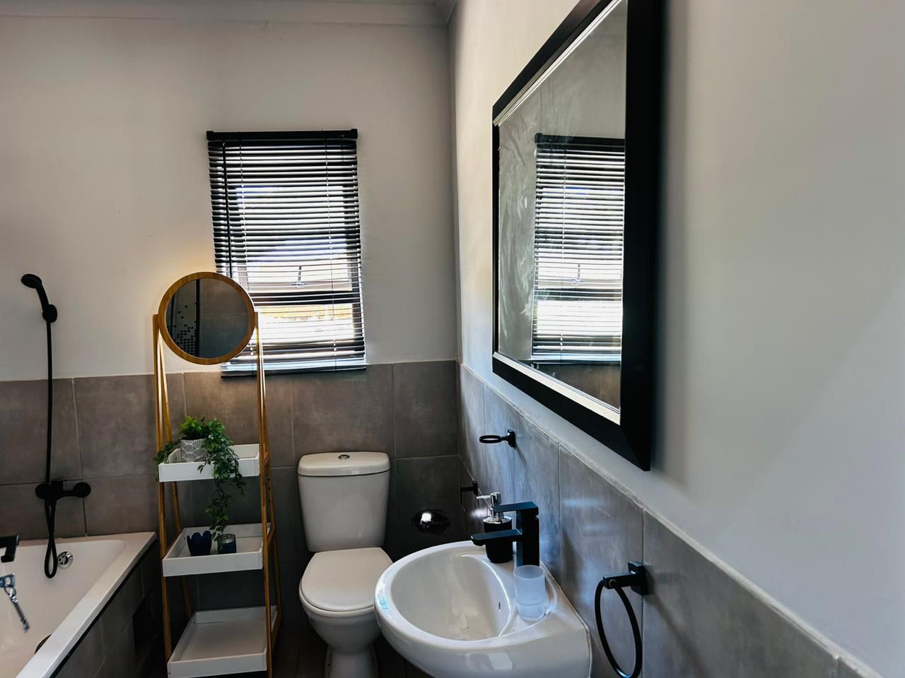 Ekasi Noble Properties